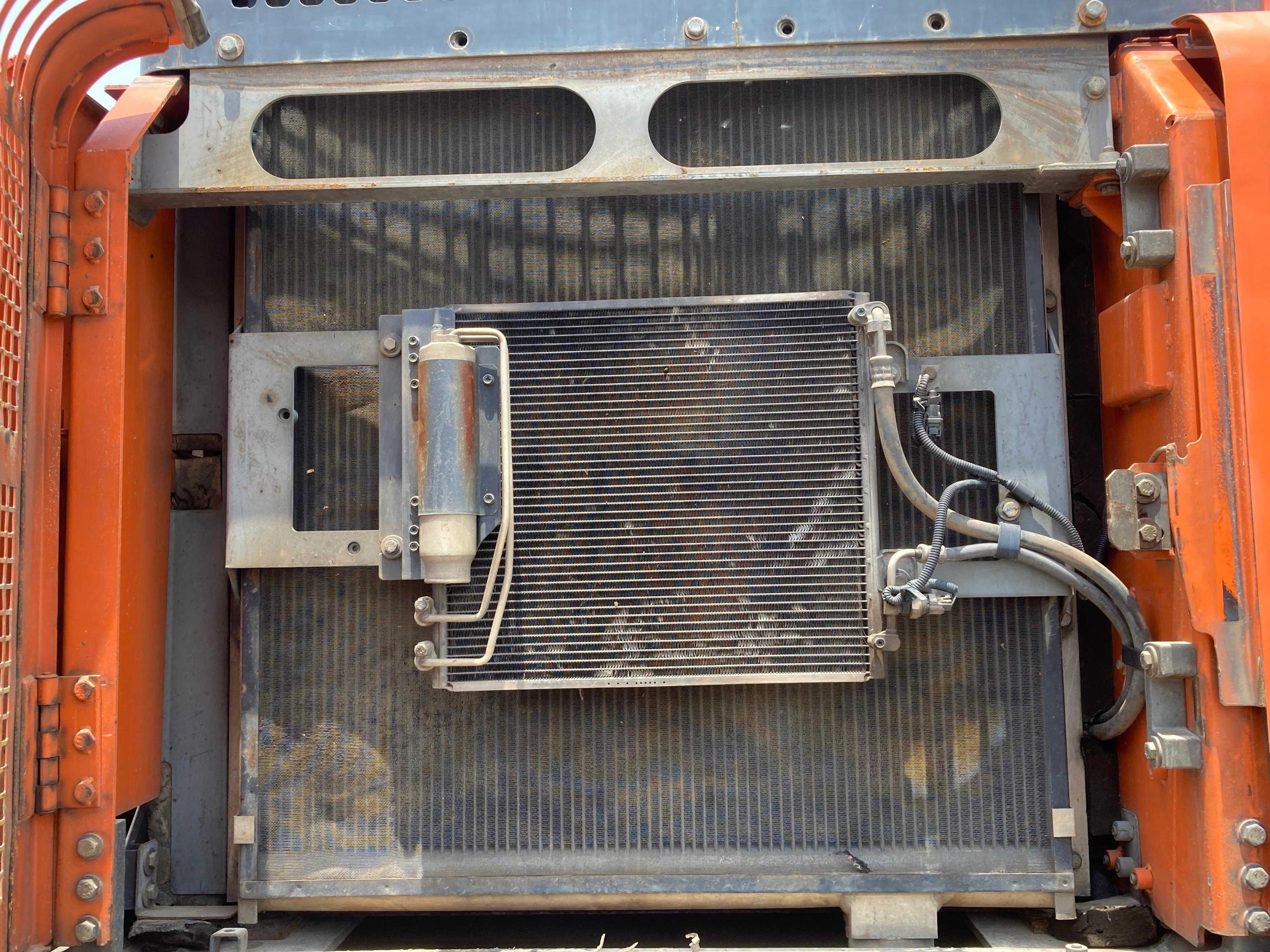 HITACHI ZX470-H | MHJ Heavy Equipment Trading LLC