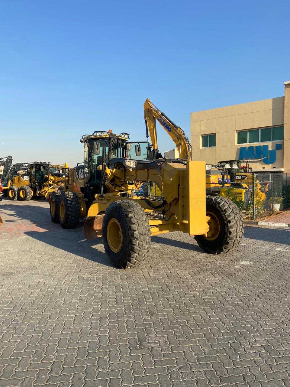 CATERPILLAR 14M | MHJ Heavy Equipment Trading LLC