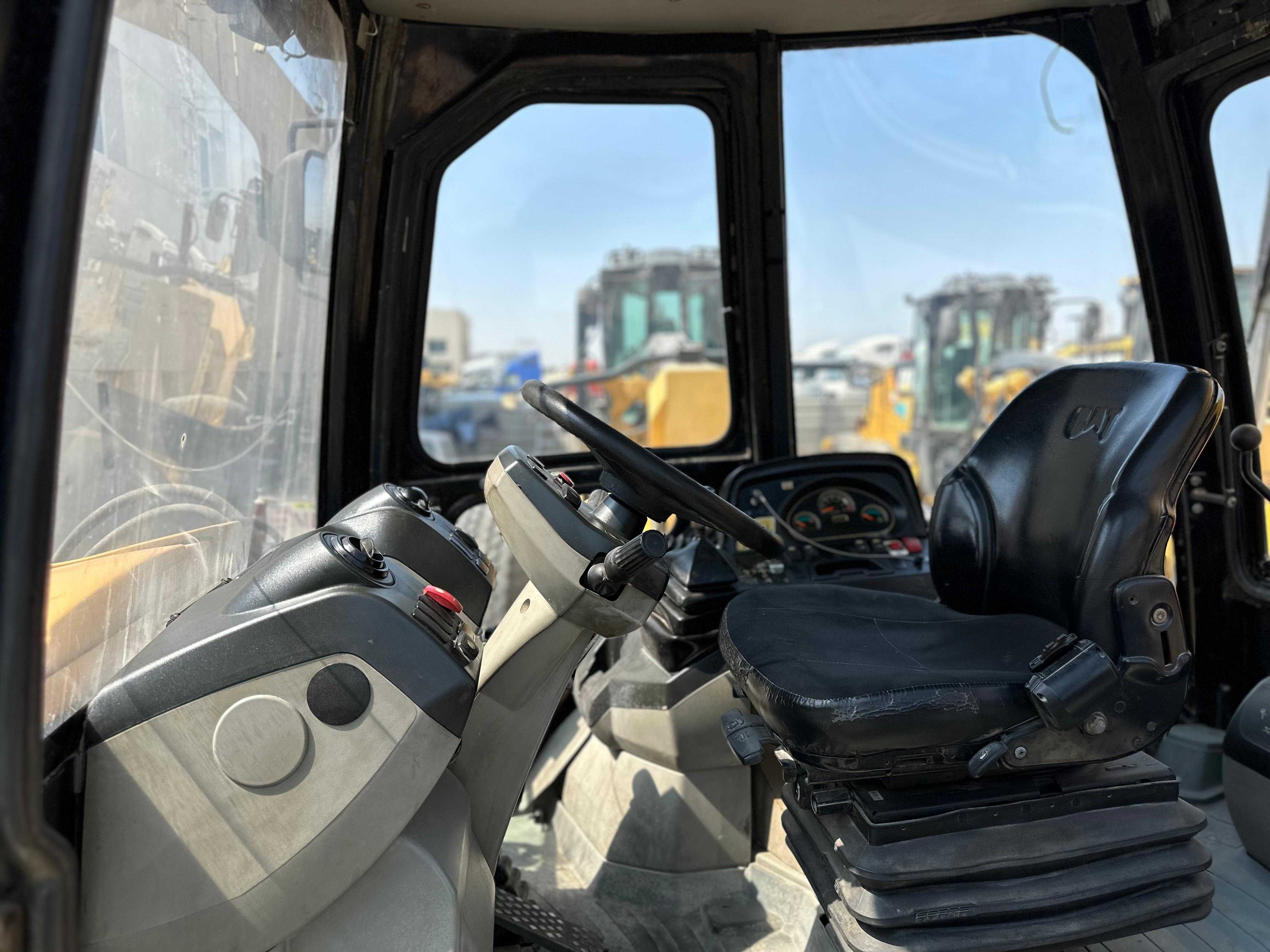 CATERPILLAR 428F | MHJ Heavy Equipment Trading LLC